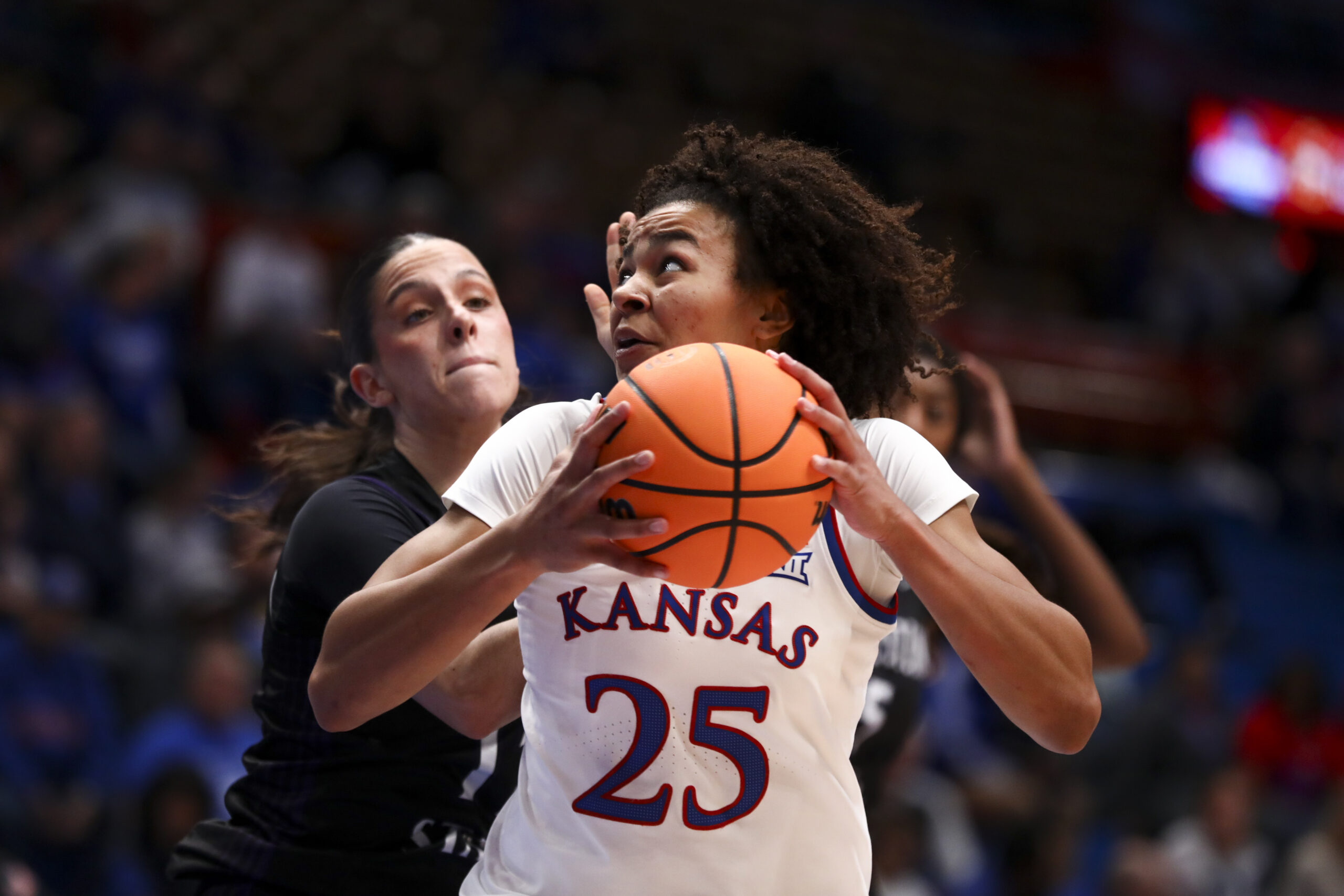 Dynamic duo of Nichols and Davis stars as Kansas defeats Northwestern ...